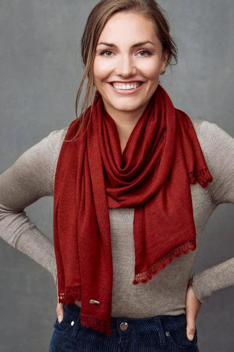 Finito Qiviut Woman's Shawl | Experience the Nature of Luxury